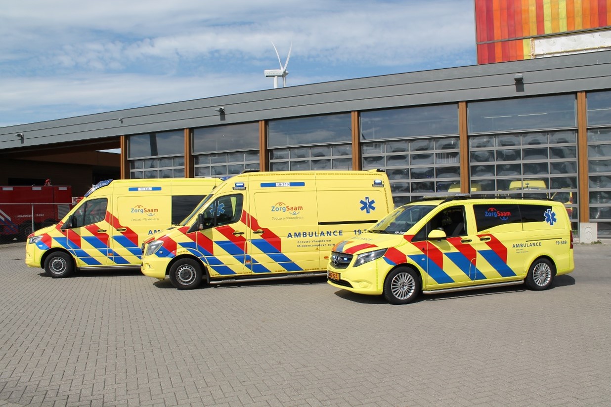 Nieuwe ambulances op de Zeeuws-Vlaamse wegen - Zeeuwse Zorg Coalitie